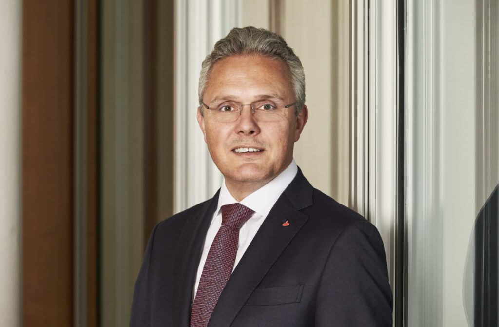 Santander UK CEO Regnier to step down in 2026